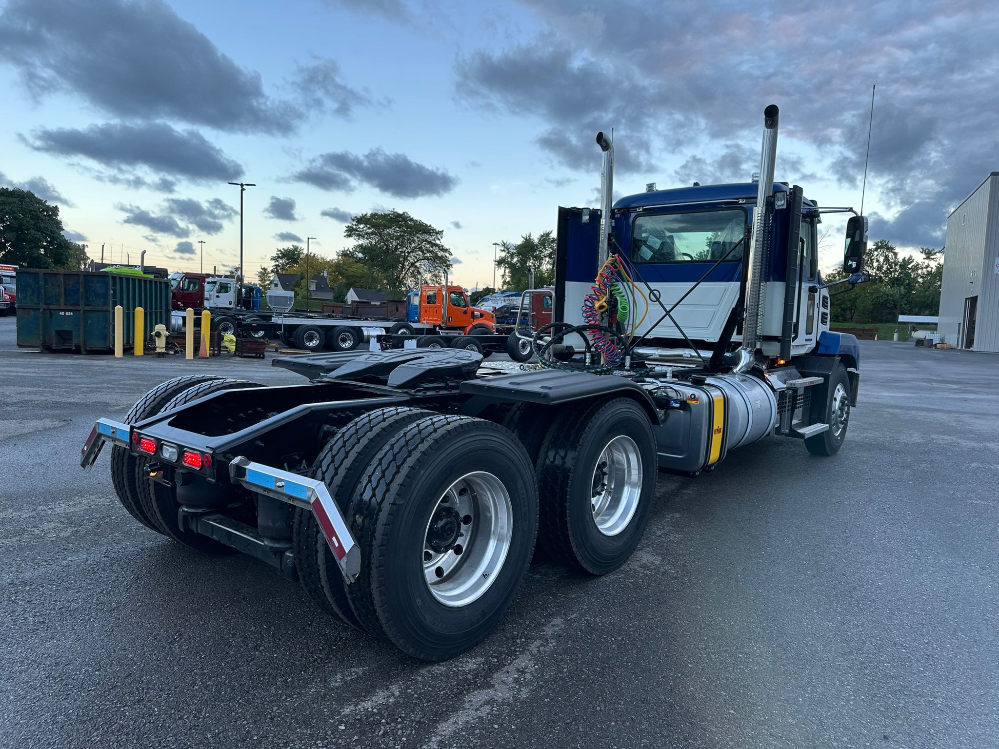 Products | CanAmerican Stone Spreader
